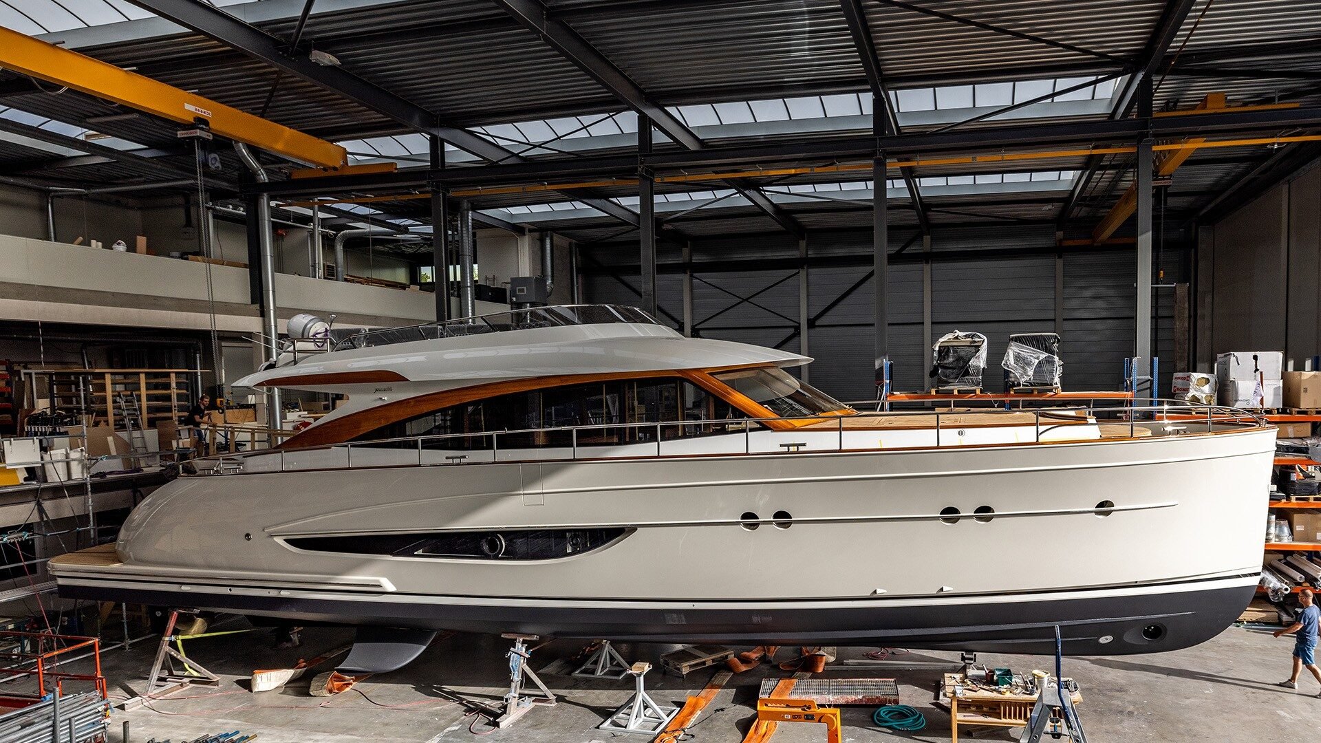 Mulder Shipyard - Favorite 2200 - JUNE